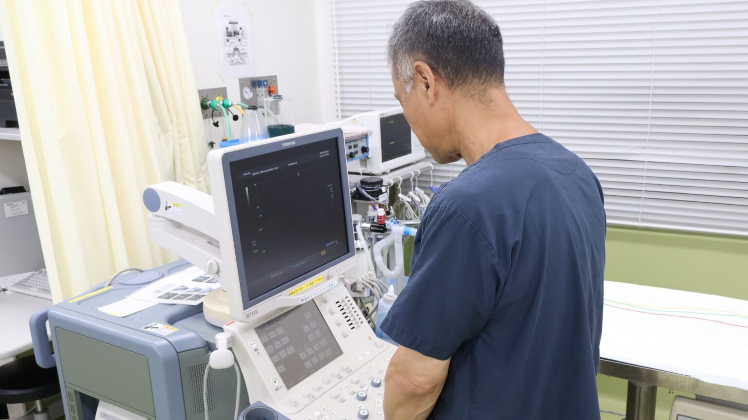 「地域の安心」を「世界の常識」へ。RAEMAの挑戦と想いを小川先生（理事）へインタビューしました。 | 大阪の夜間救急動物病院「一般社団法人 ...